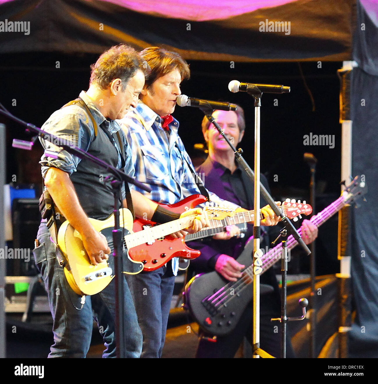 Bruce springsteen paparazzi hi-res stock photography and images - Alamy