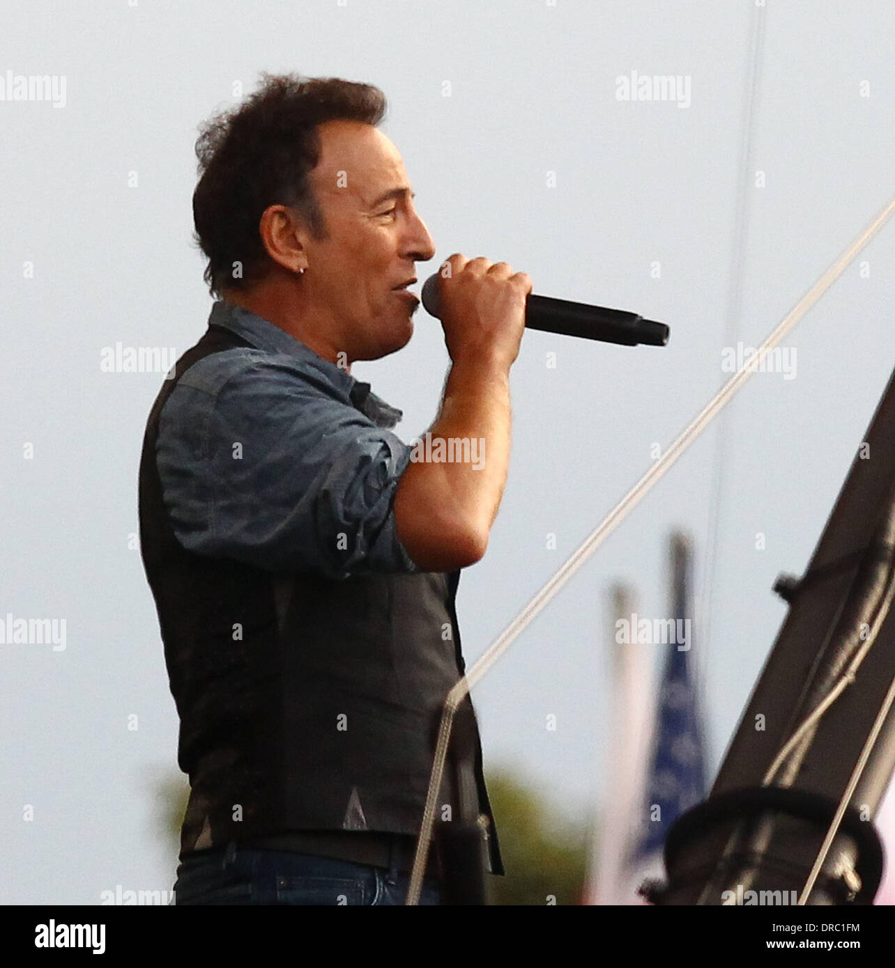 Bruce Springsteen and the E Street Band Hard Rock Calling - Hyde Park ...