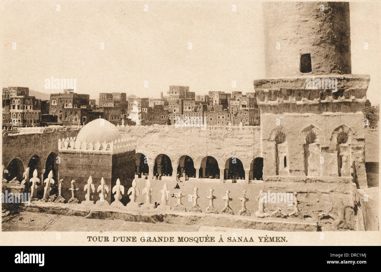 Sanaa, Yemen - Tower of the Great Mosque Stock Photo - Alamy