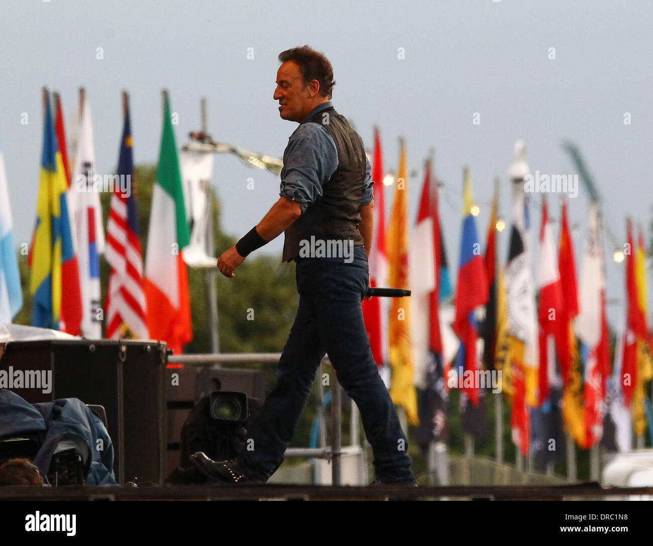 Bruce springsteen paparazzi hi-res stock photography and images - Alamy