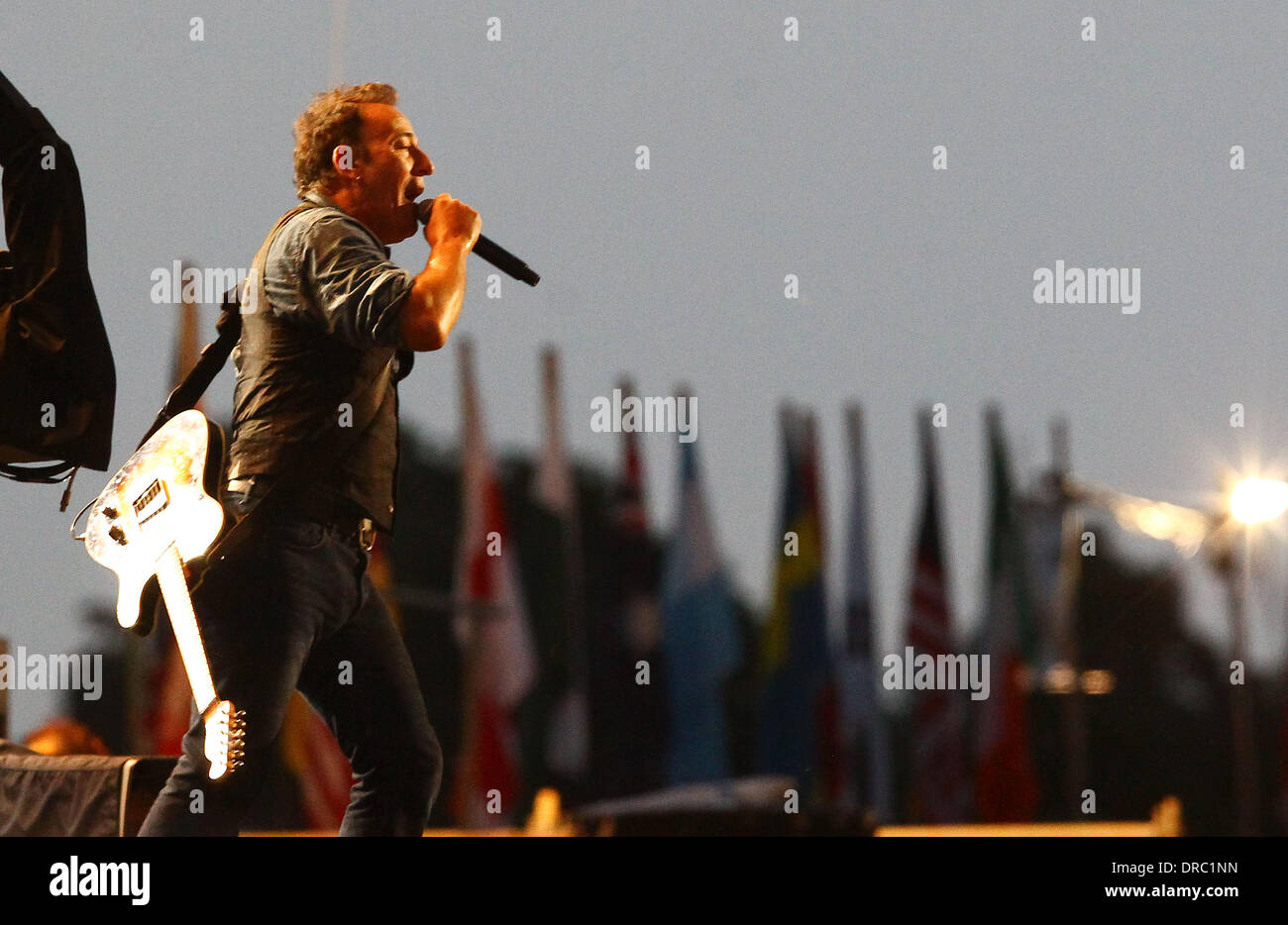 Bruce springsteen paparazzi hi-res stock photography and images - Alamy