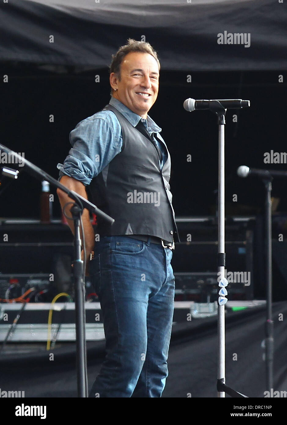 Bruce Springsteen and the E Street Band Hard Rock Calling - Hyde Park ...