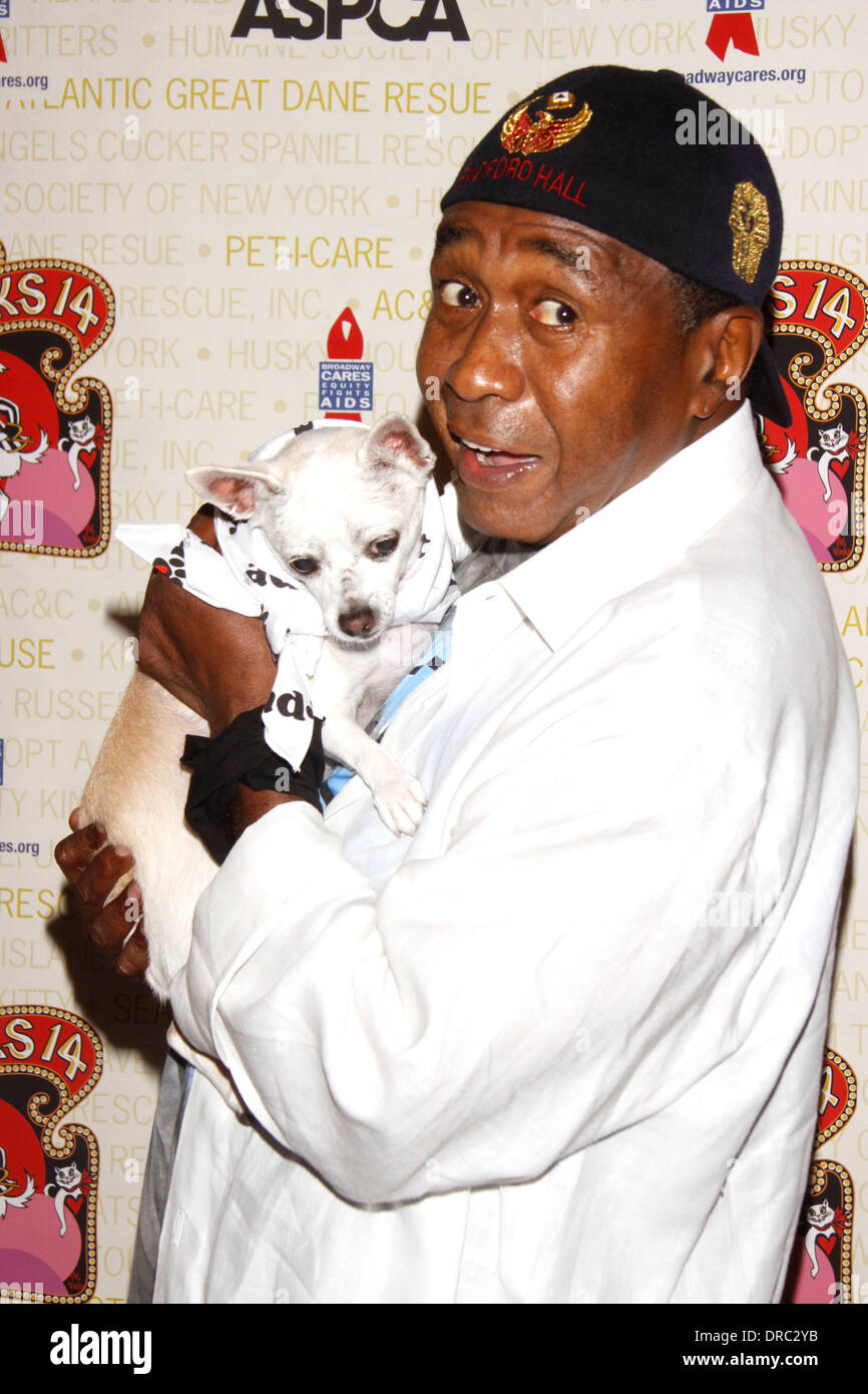 Ben Vereen holds Chachi, a dog up for adoption Broadway Barks: The 14th ...