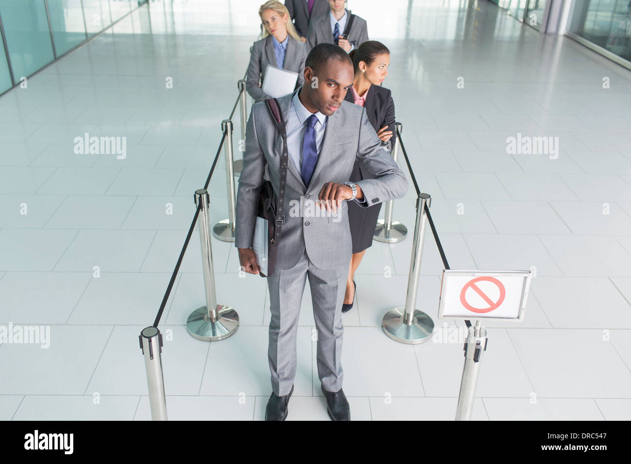Waiting in a line hi-res stock photography and images - Alamy