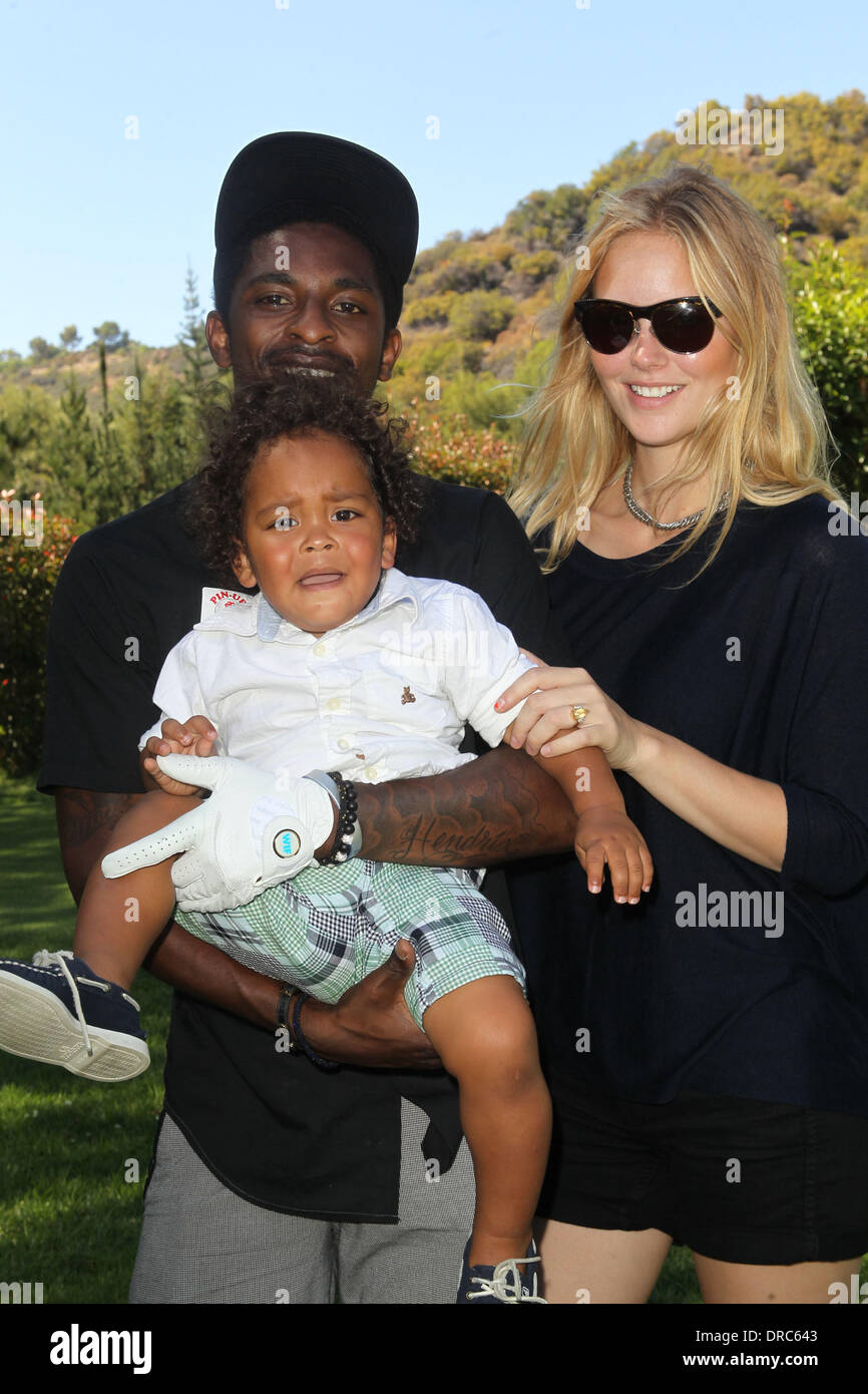 Rapper Aaron Smith a.k.a Shwayze, Shelby Keeton, and their son Hendrix ...