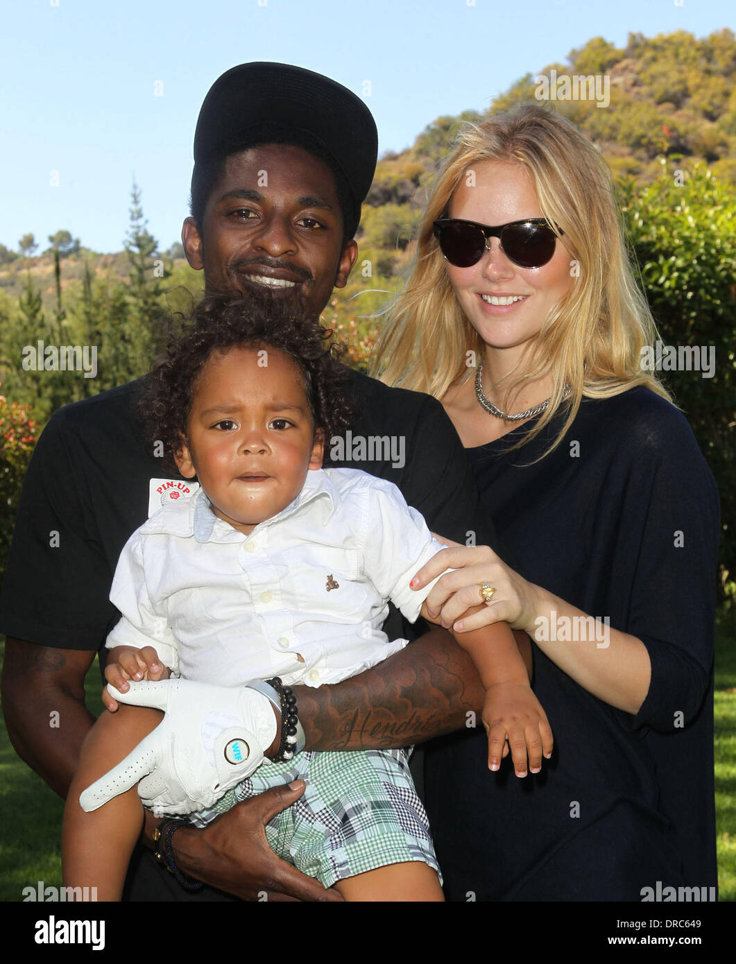 Rapper Aaron Smith a.k.a Shwayze, Shelby Keeton, and their son Hendrix ...