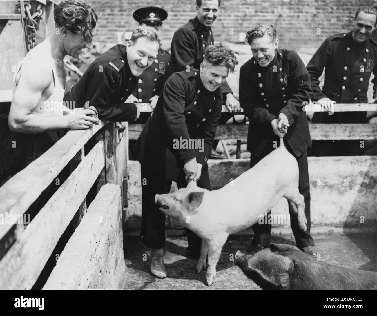 Battersea firemen WWII Stock Photo - Alamy