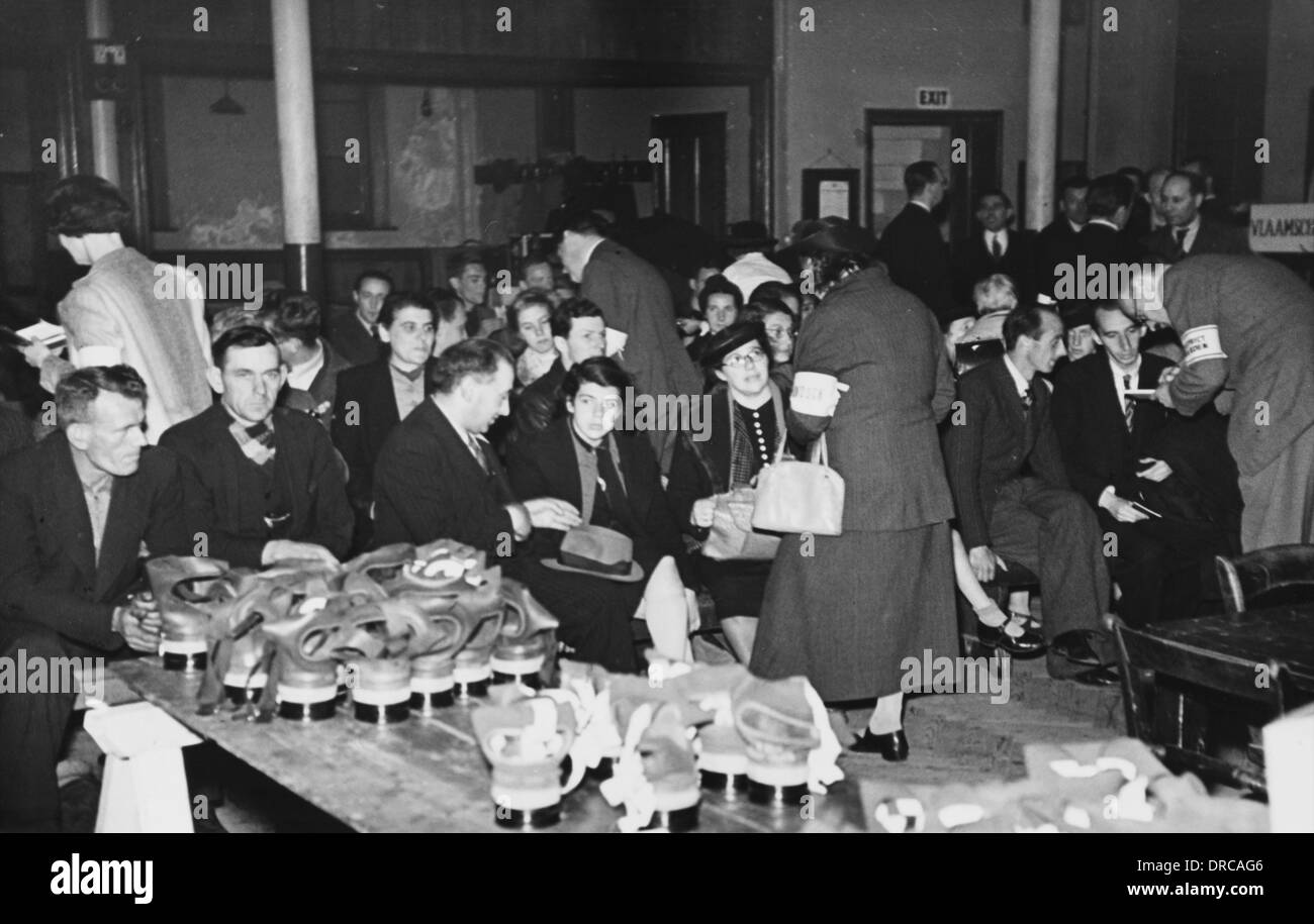 Refugee waiting room WWII Stock Photo - Alamy