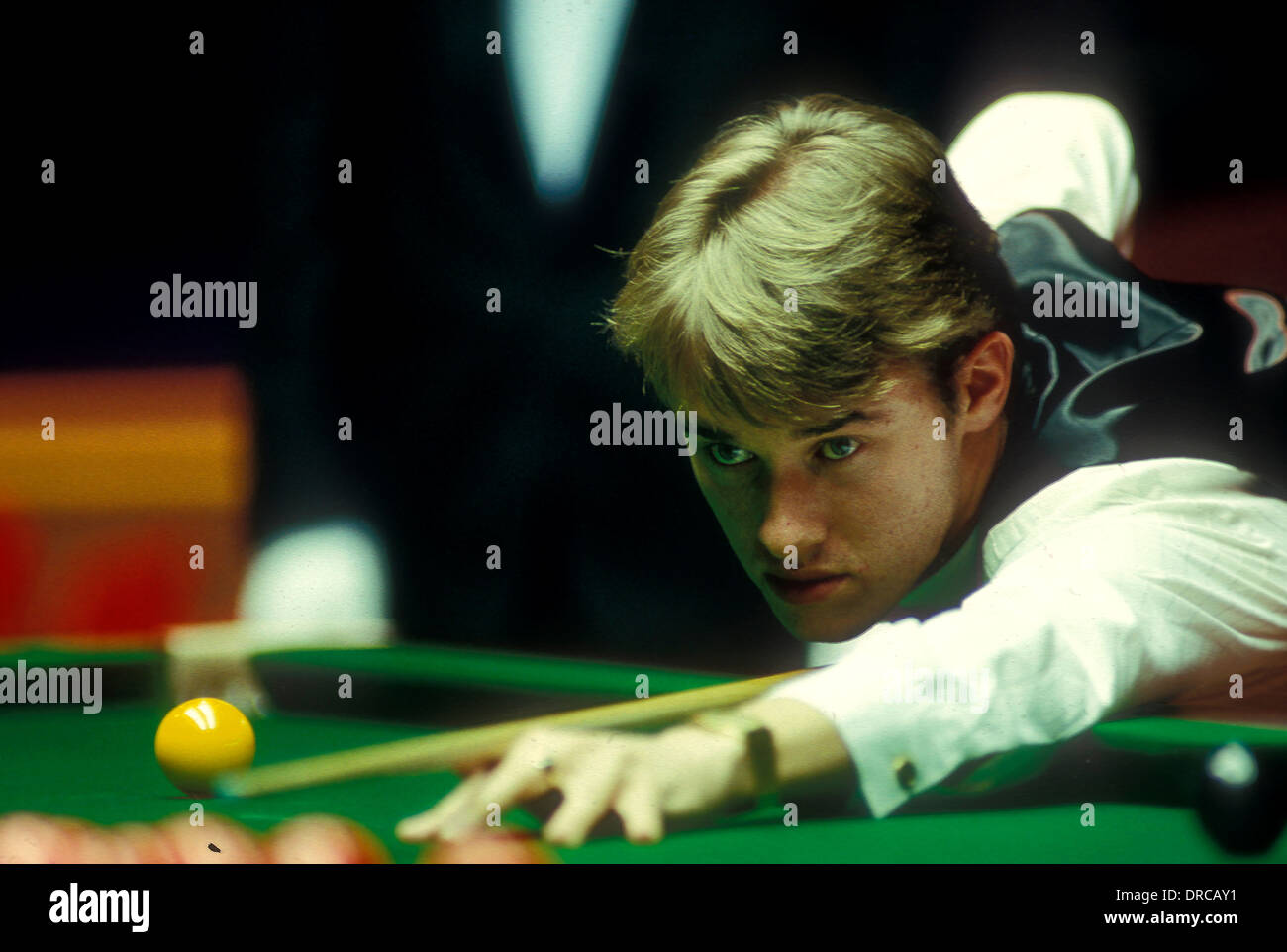 World professional snooker champion stephen hendry hi-res stock ...