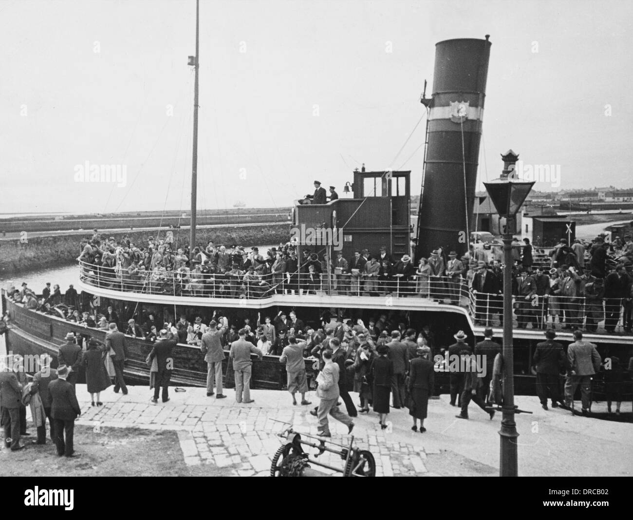 Second world war refugees High Resolution Stock Photography and Images ...