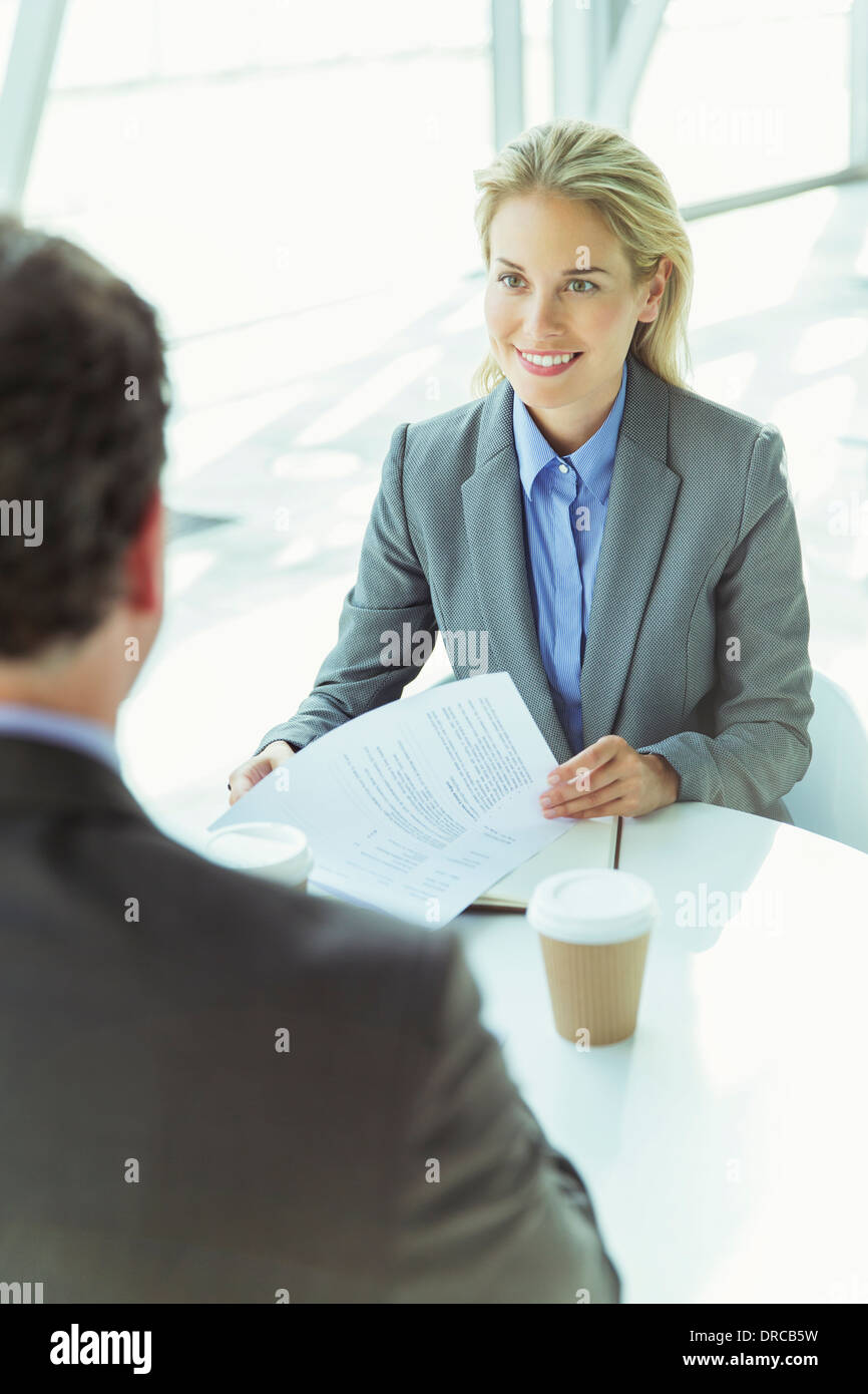 Office sitting talking table hi-res stock photography and images - Alamy