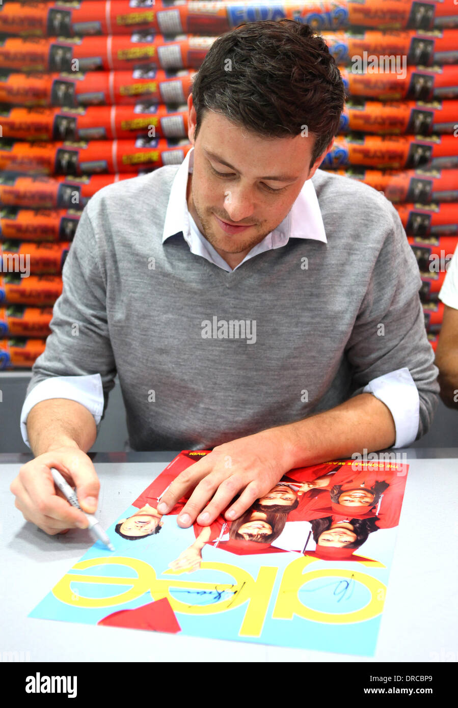Cory Monteith San Diego Comic-Con 2012 - 'Glee' - Booth Signing San ...