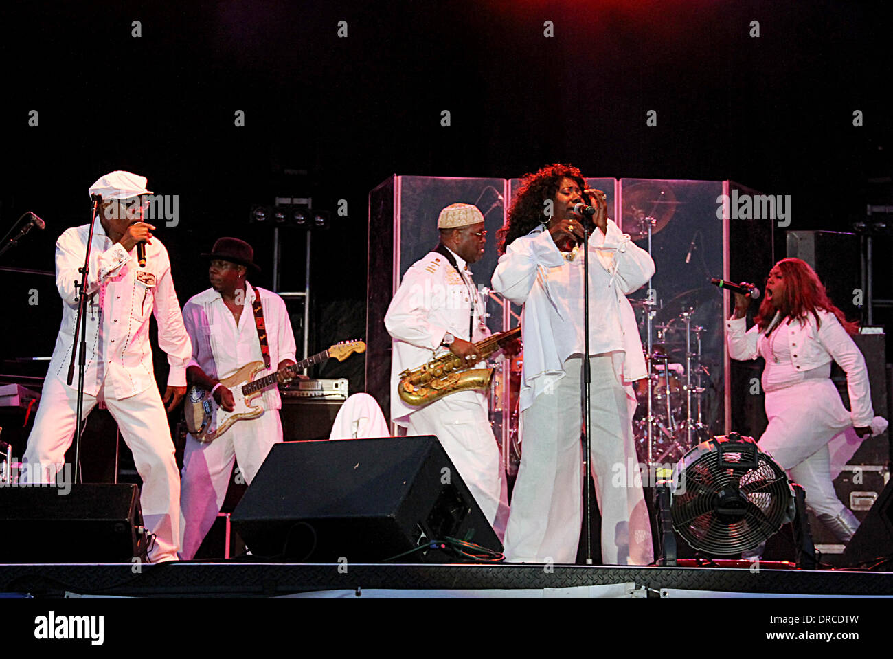 Mary davis sos band 30th hi-res stock photography and images - Alamy