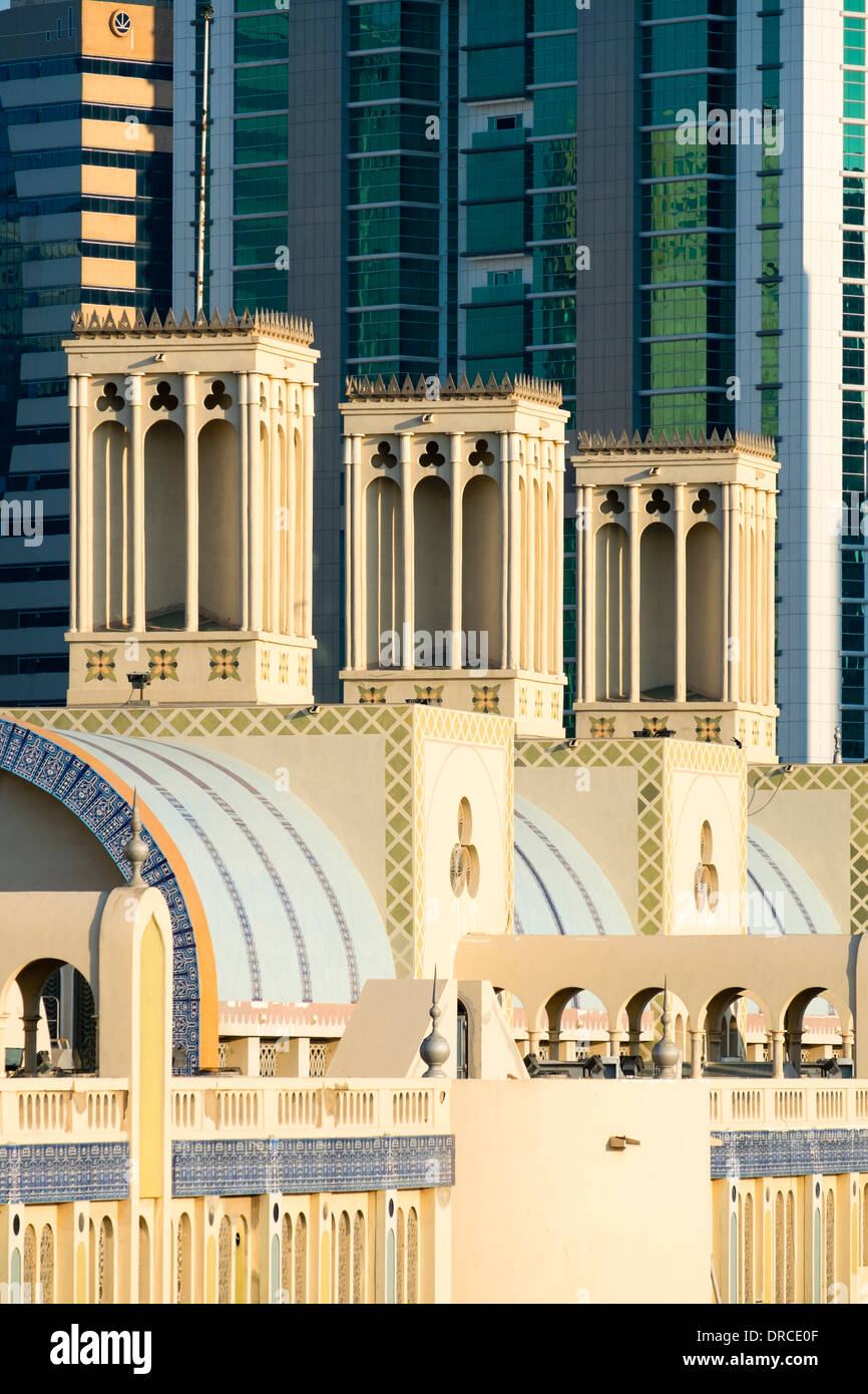 United arab emirates central hi-res stock photography and images - Alamy