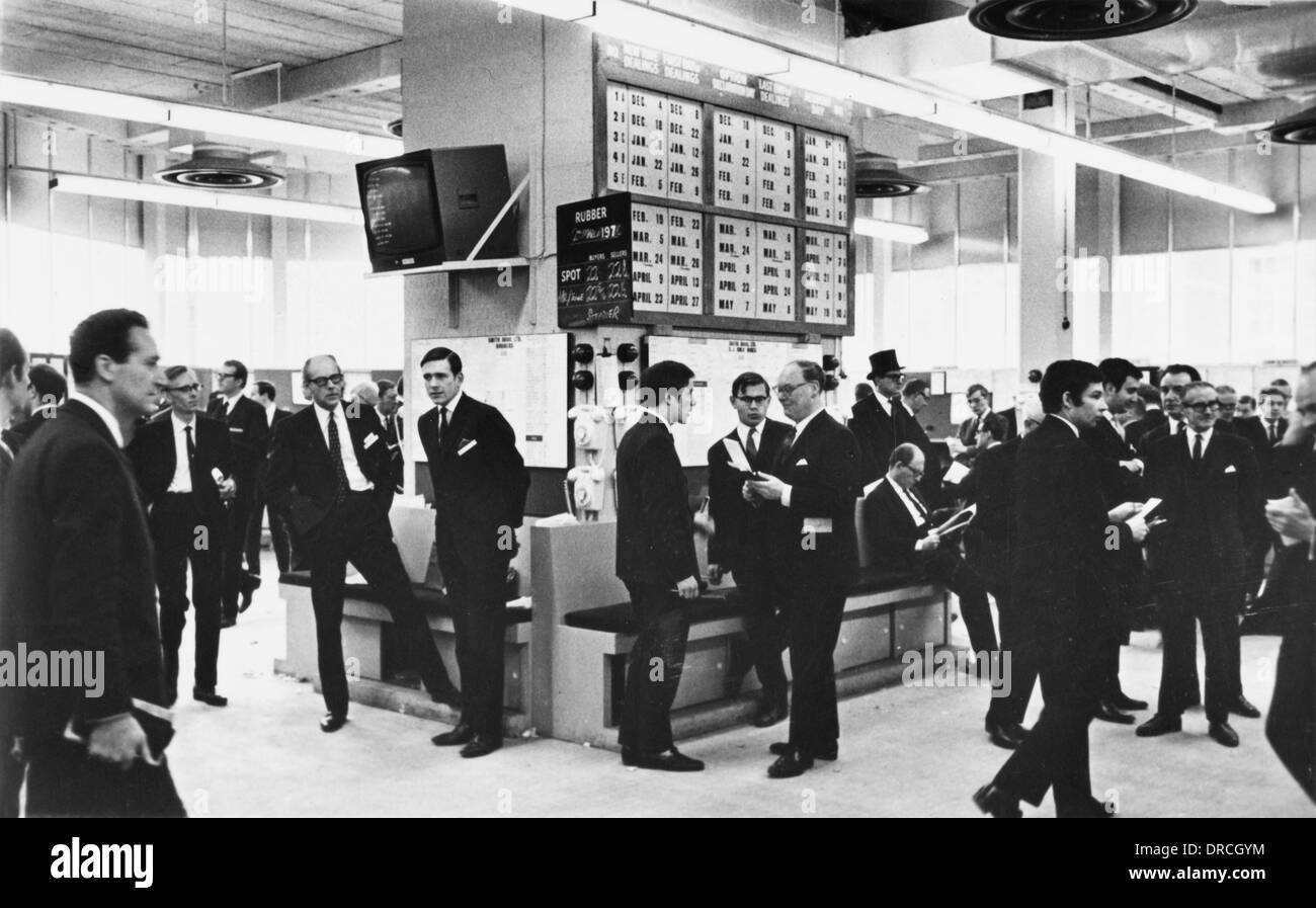 Trading floor london stock exchange hi-res stock photography and images ...