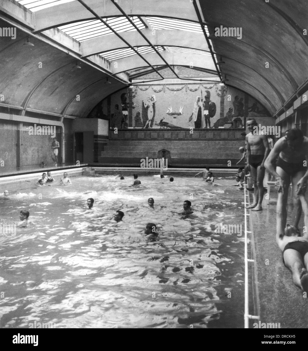 Ww2 training hi-res stock photography and images - Alamy