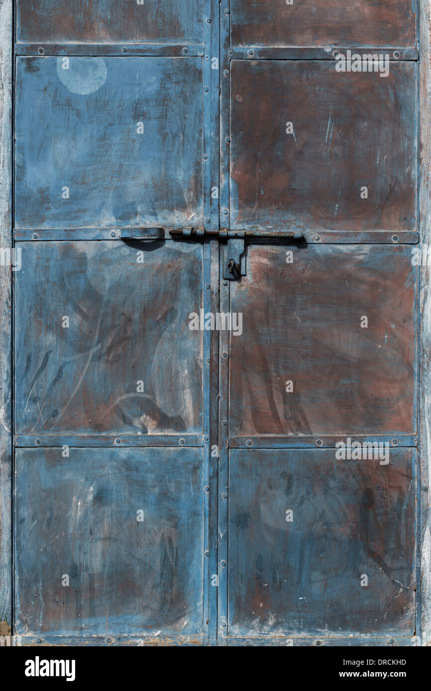 Tarnished metal texture hi-res stock photography and images - Alamy