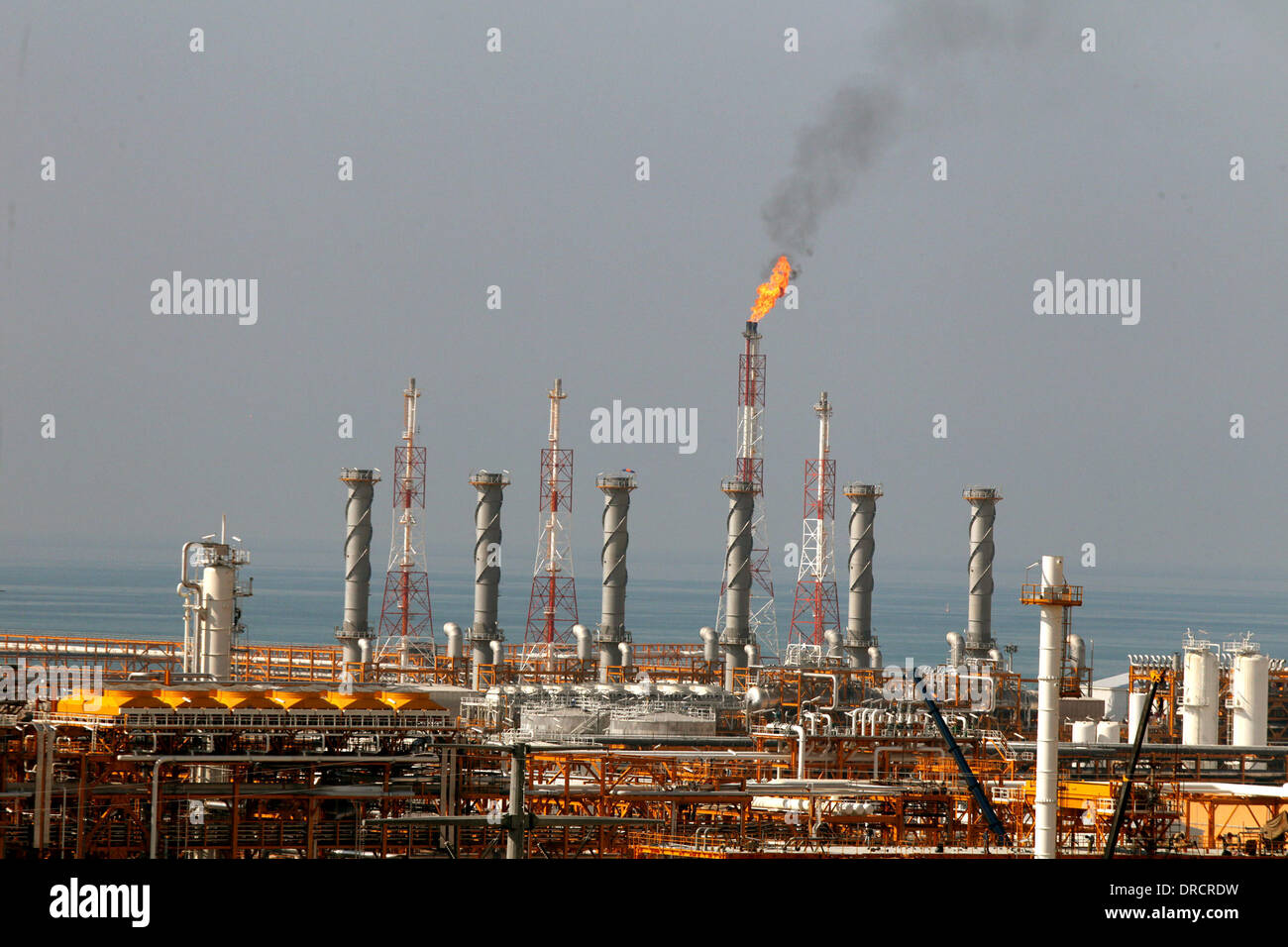 North dome gas condensate field hi-res stock photography and images - Alamy