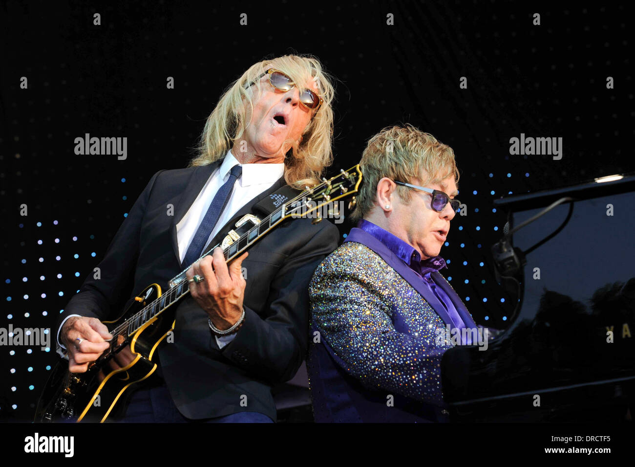 Elton John, Davey Johnstone performing at Tussling Castle Bavaria ...