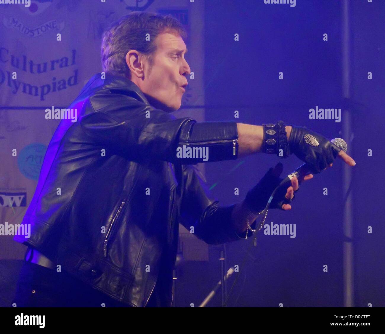 Alvin Stardust performing live at More Park Kent, England - 19.07.12 ...