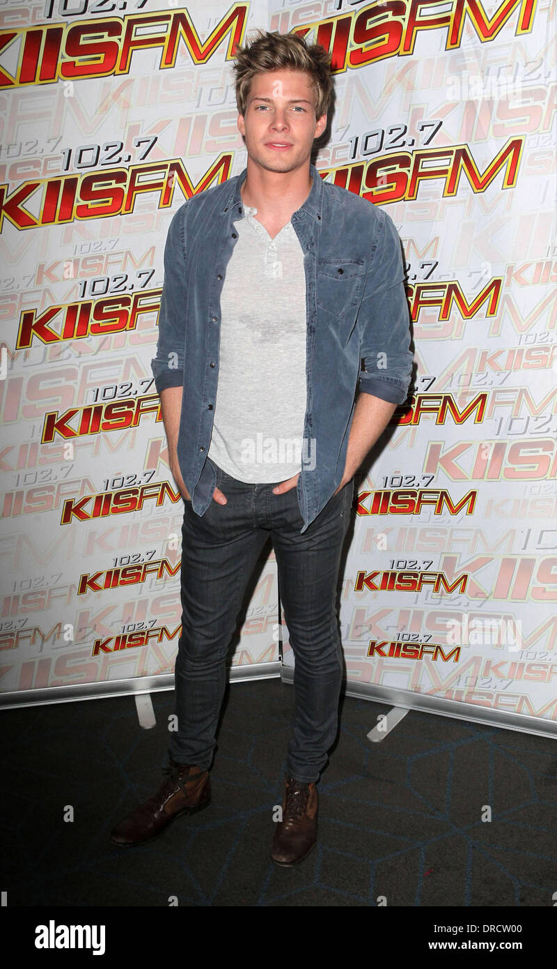 Hunter Parrish Girlfriend