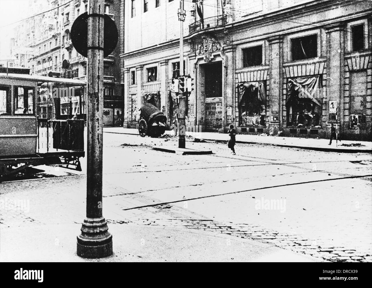 Ww2 bombed street Black and White Stock Photos & Images - Alamy