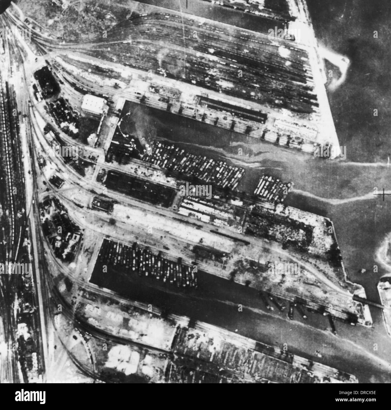 Dunkirk docks WWII Stock Photo - Alamy