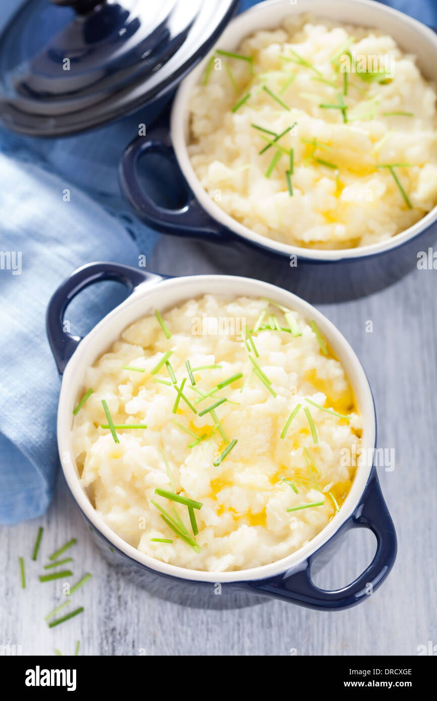 mashed potatoes in small pots Stock Photo - Alamy