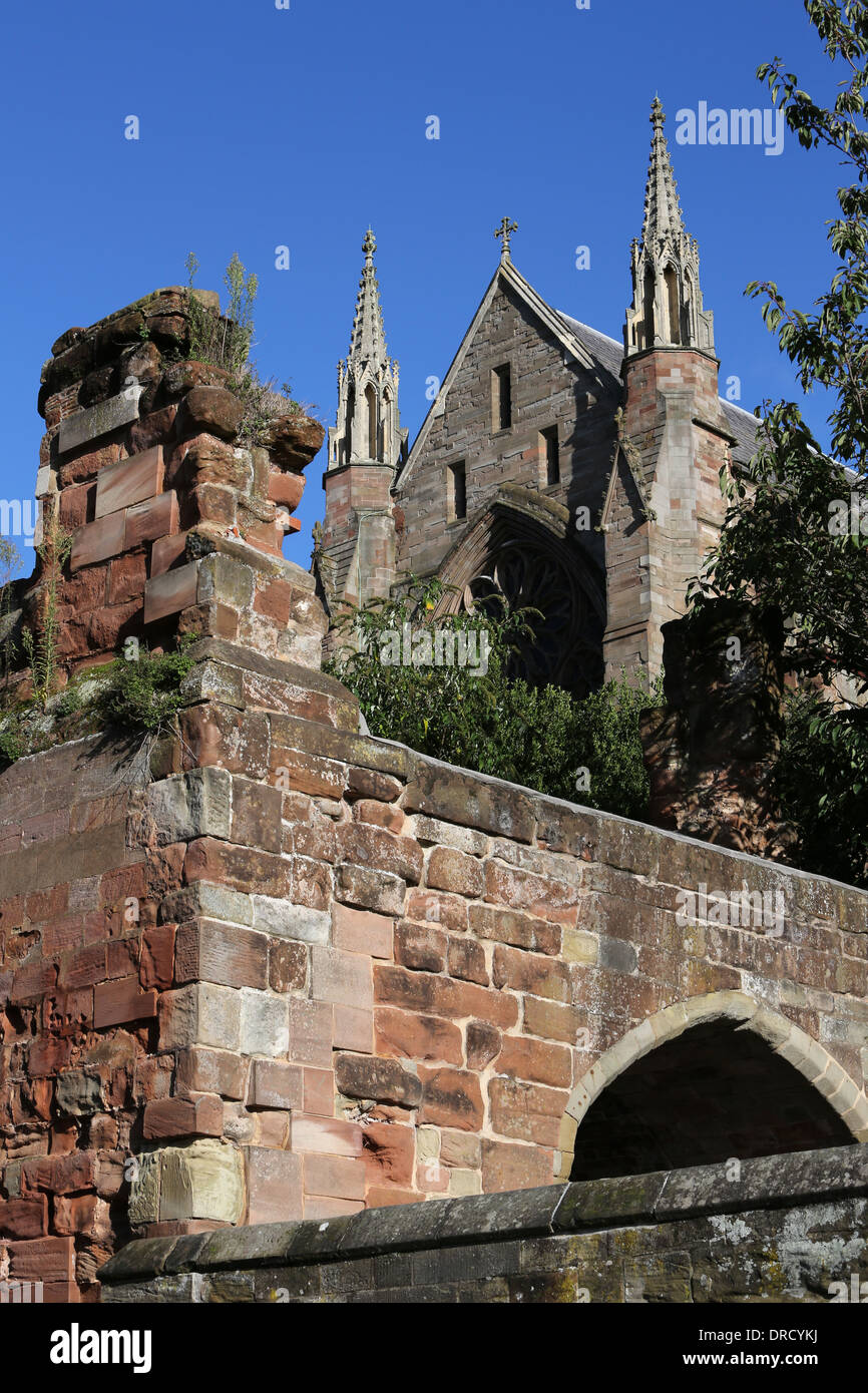 Worcester cathedral window hi-res stock photography and images - Alamy