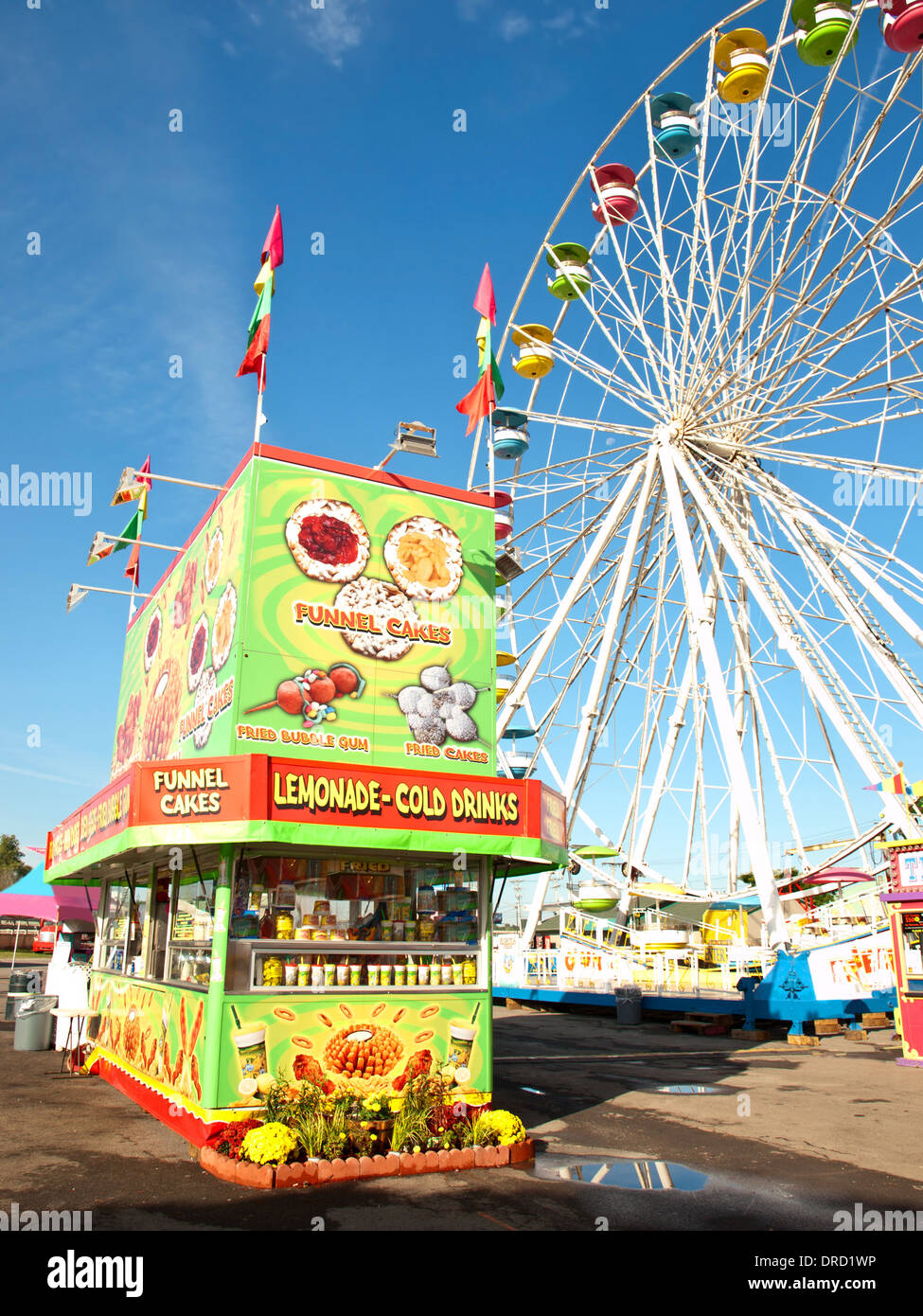 Funfair refreshments hi-res stock photography and images - Alamy