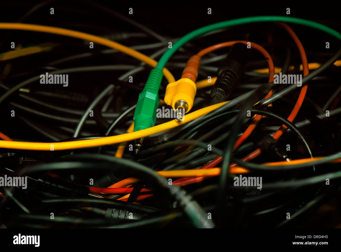 Wires mess hi hi-res stock photography and images - Alamy