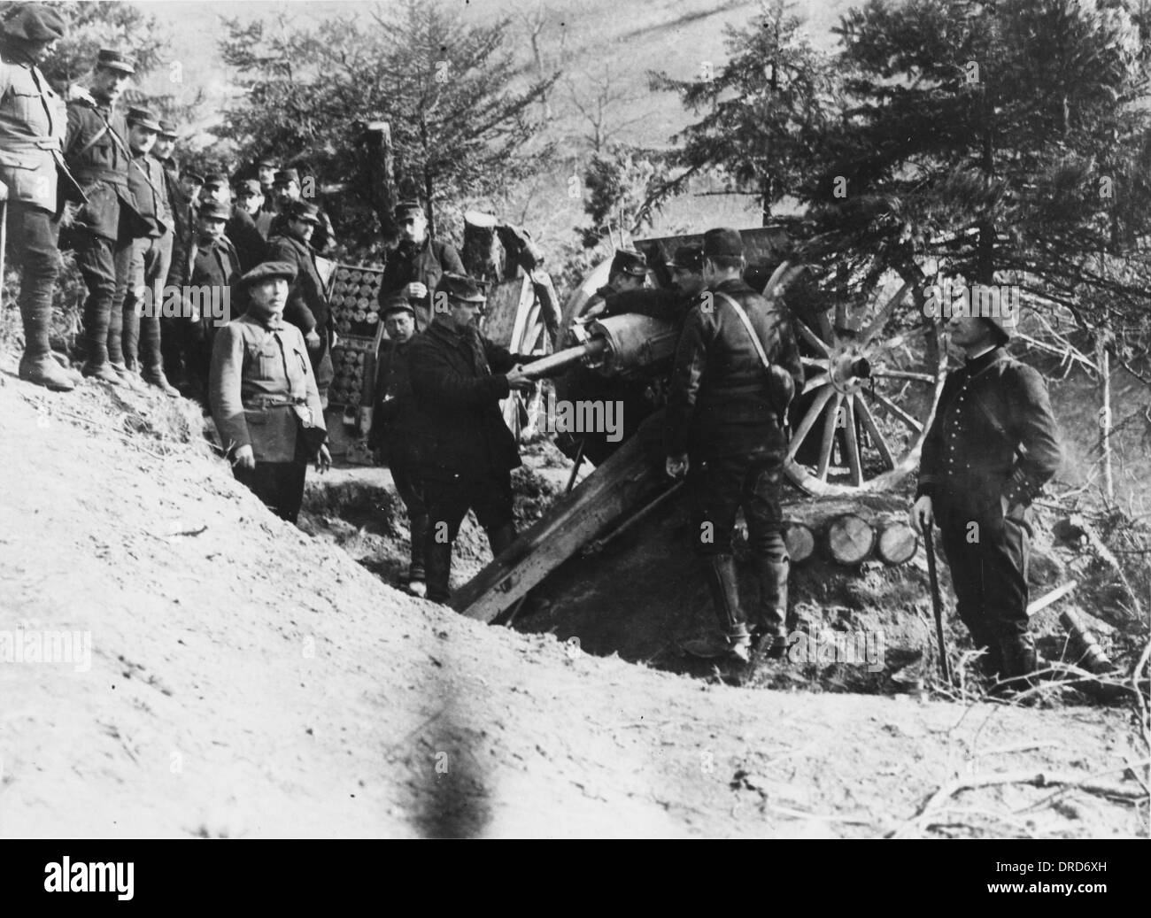 Artillery battery wwi hi-res stock photography and images - Alamy