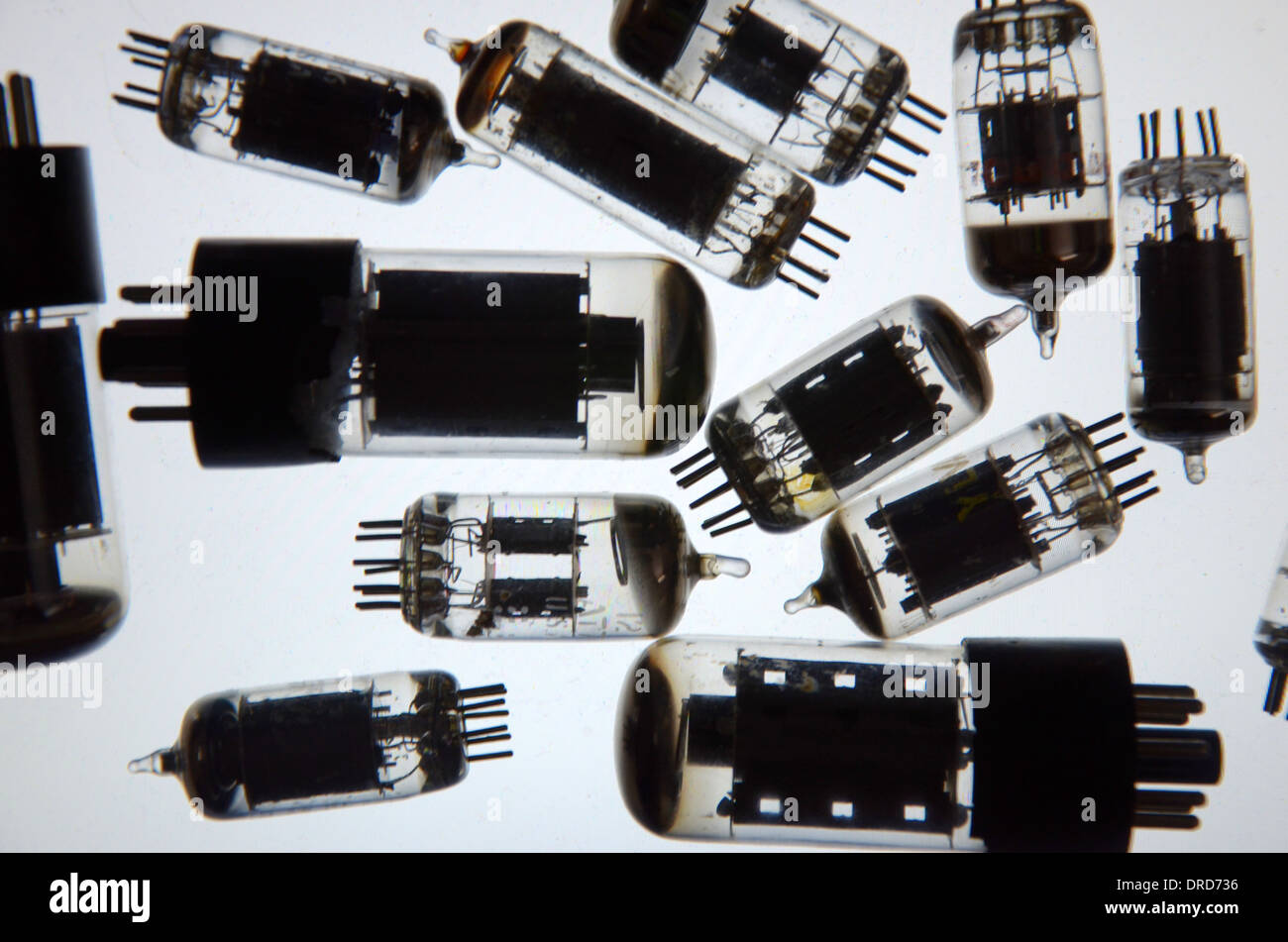 Vacuum tubes hi-res stock photography and images - Alamy