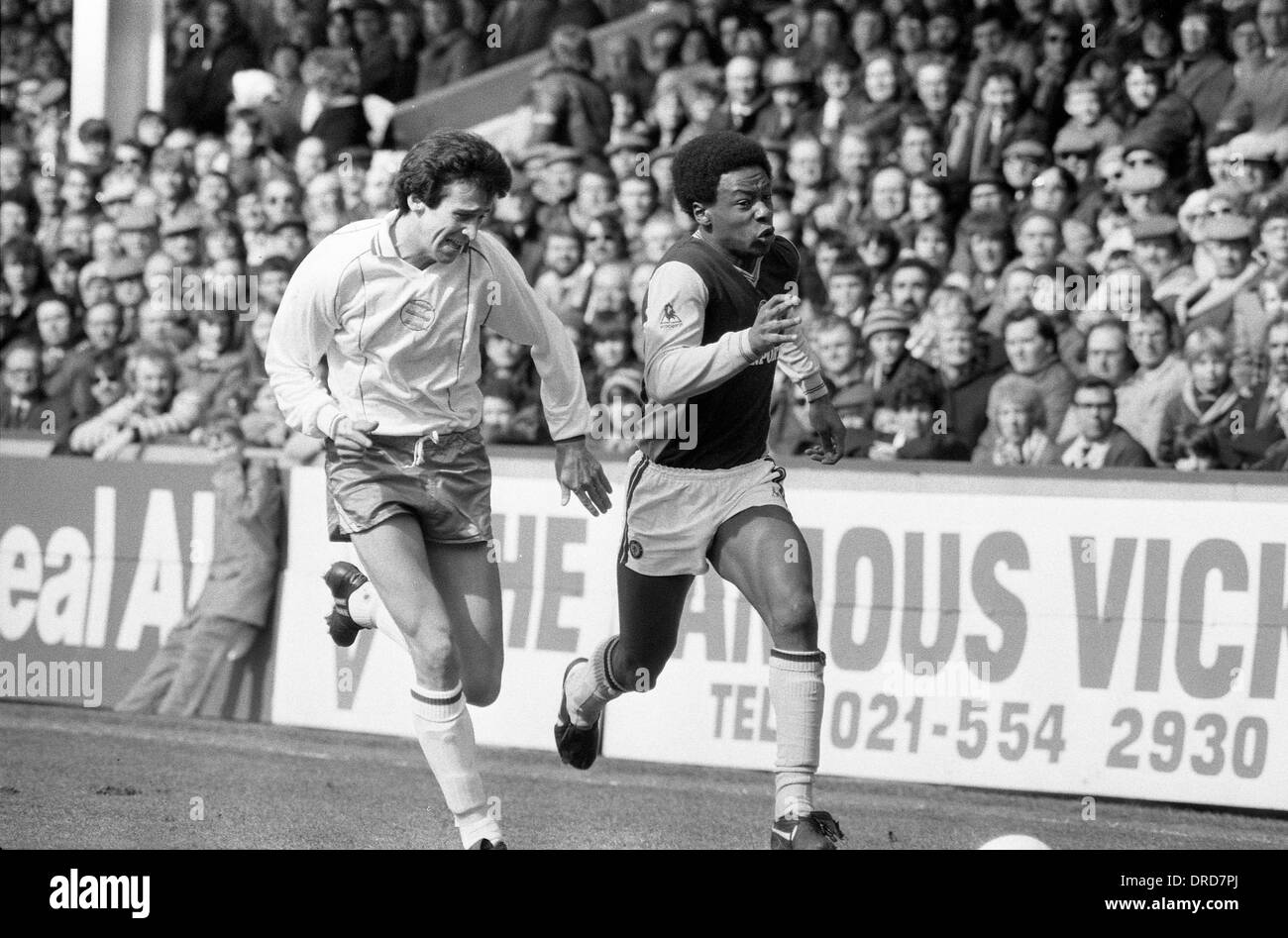 Aston birmingham Black and White Stock Photos & Images - Alamy