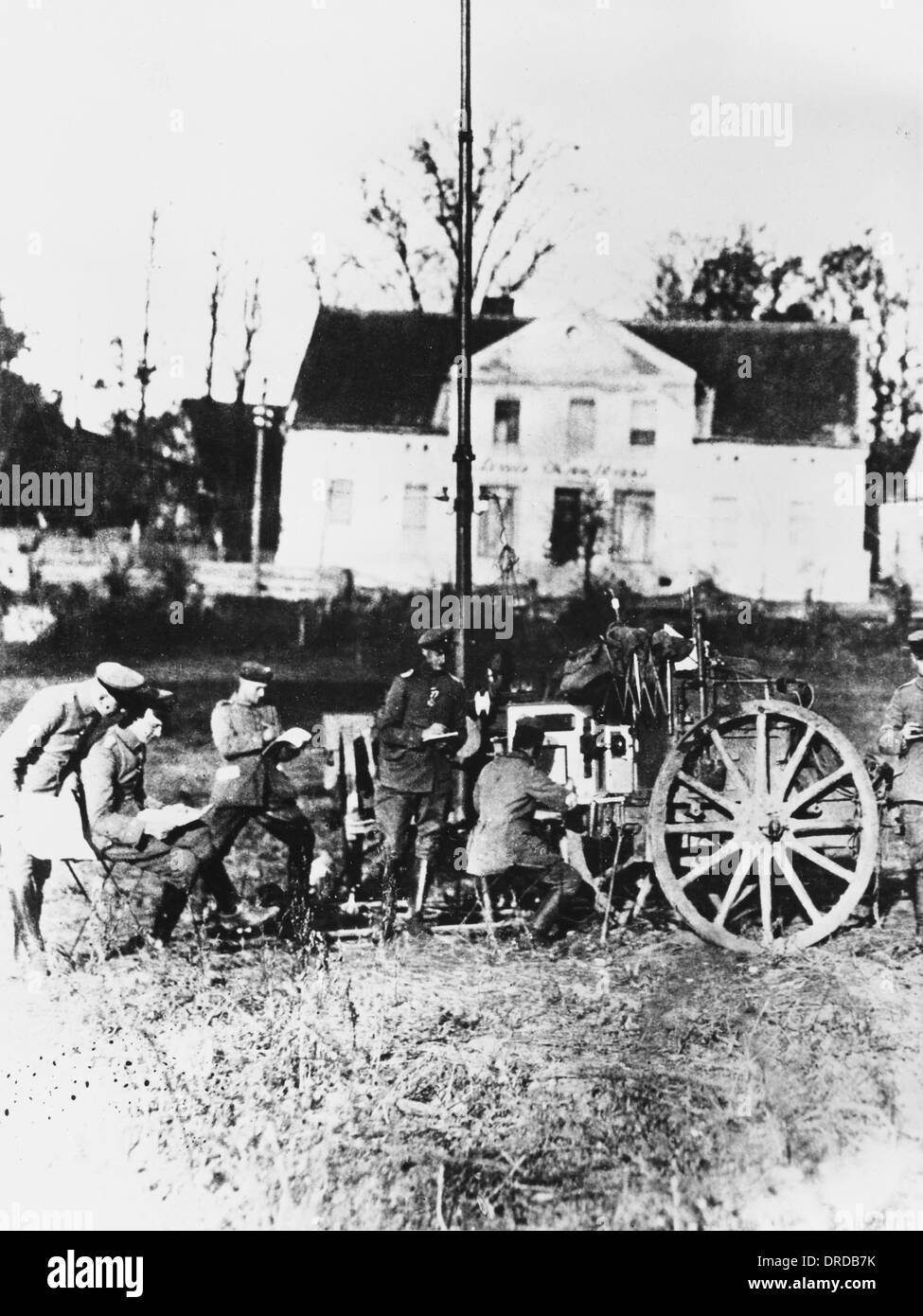 World war one radio communication hi-res stock photography and images ...
