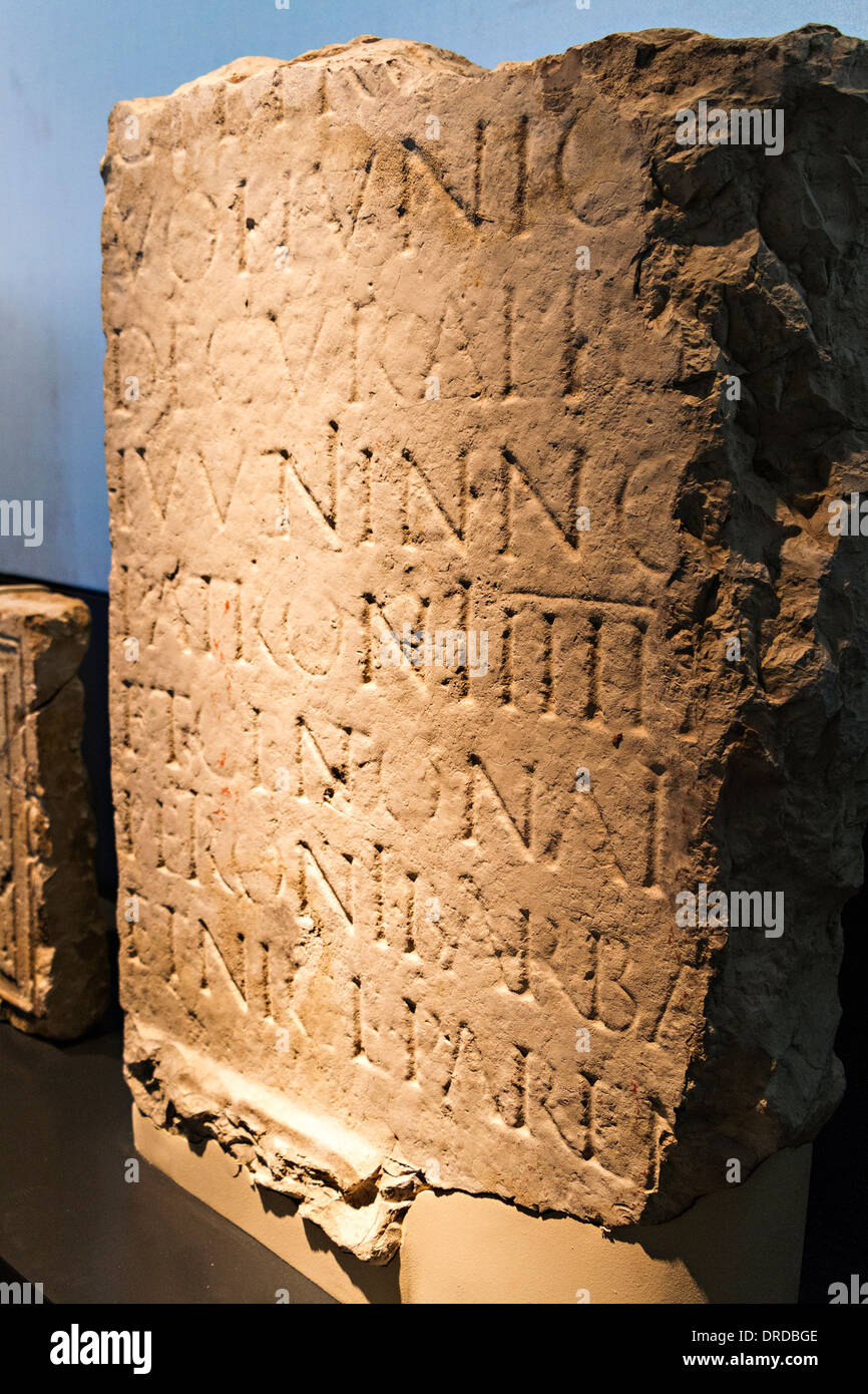 Inscription museum hi-res stock photography and images - Alamy