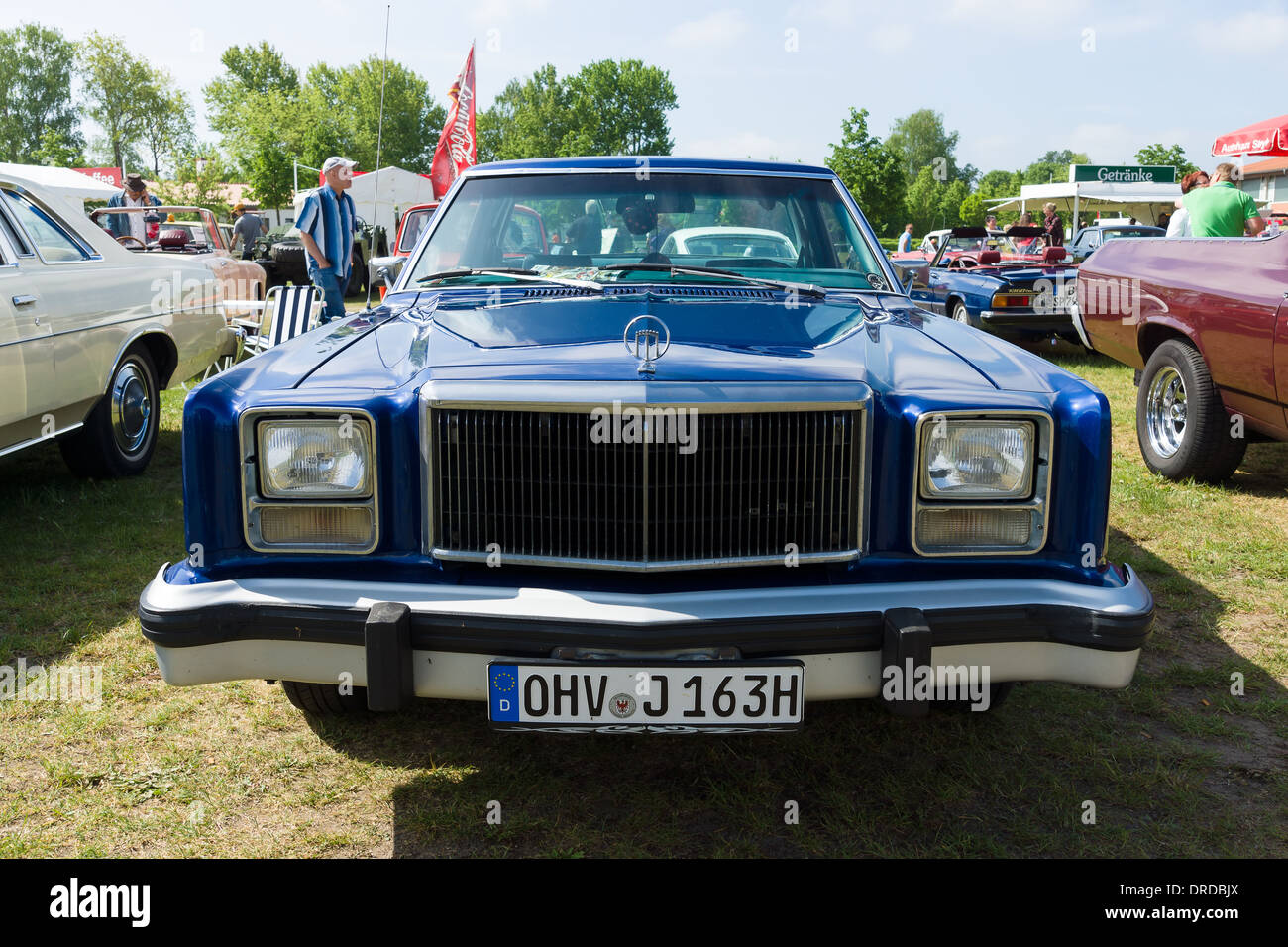 Compact near-luxury car Mercury Monarch Stock Photo - Alamy
