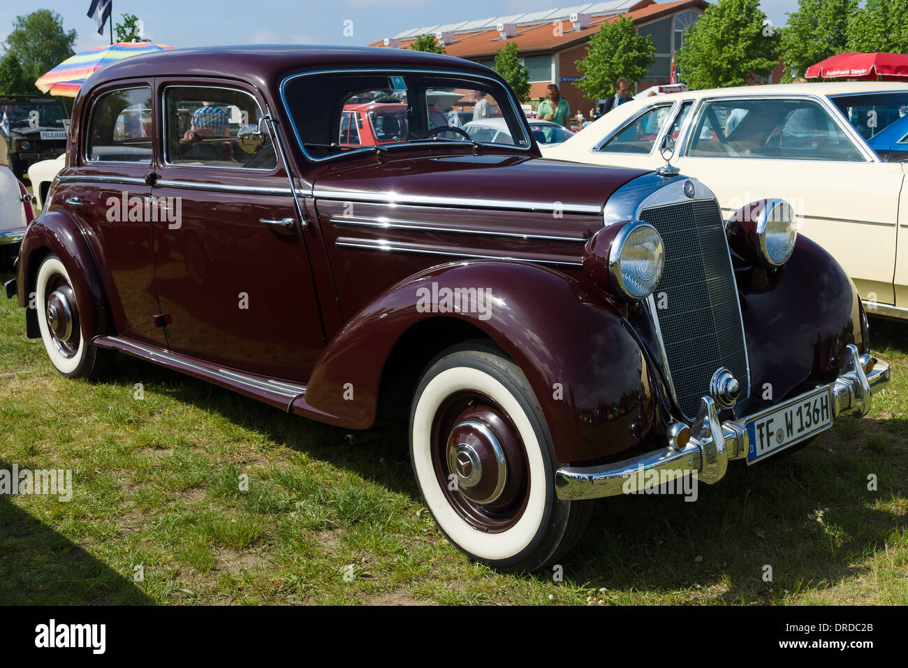 Mid-size luxury car Mercedes-Benz 230 W153 Stock Photo - Alamy
