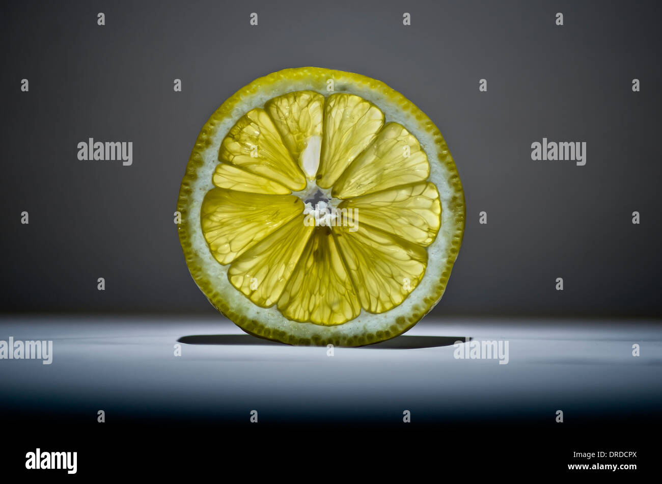 Cross section of lemon hi-res stock photography and images - Alamy