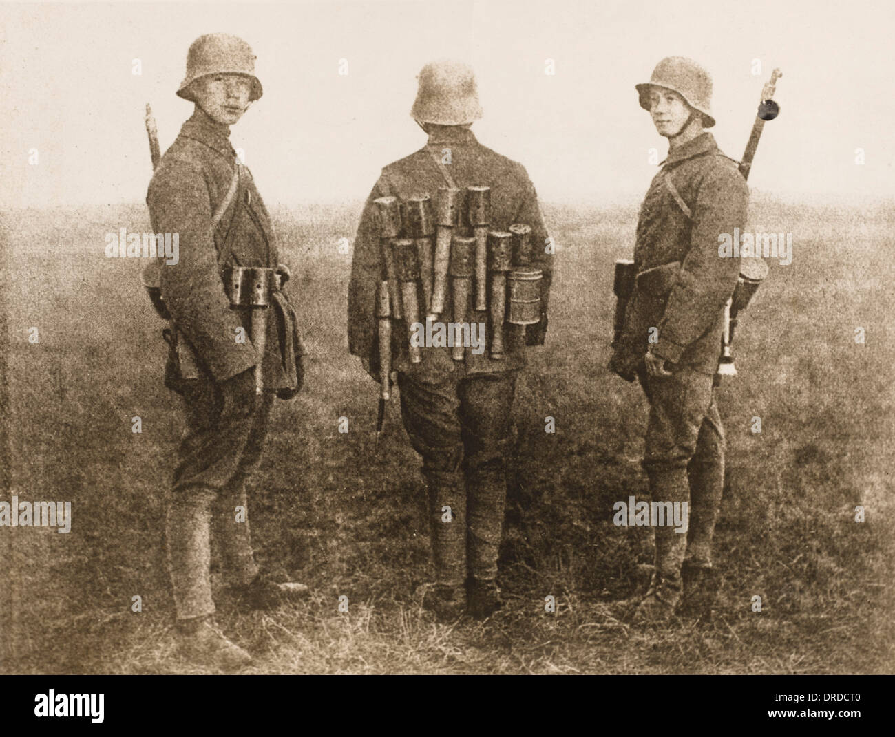 Wwi grenade hi-res stock photography and images - Alamy