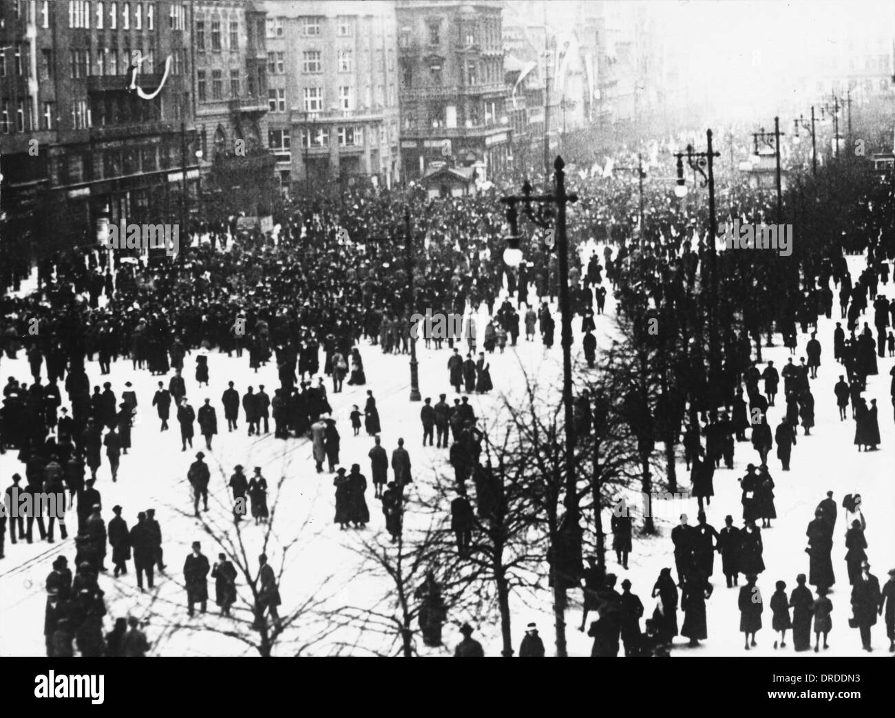 October 1918 hi-res stock photography and images - Alamy