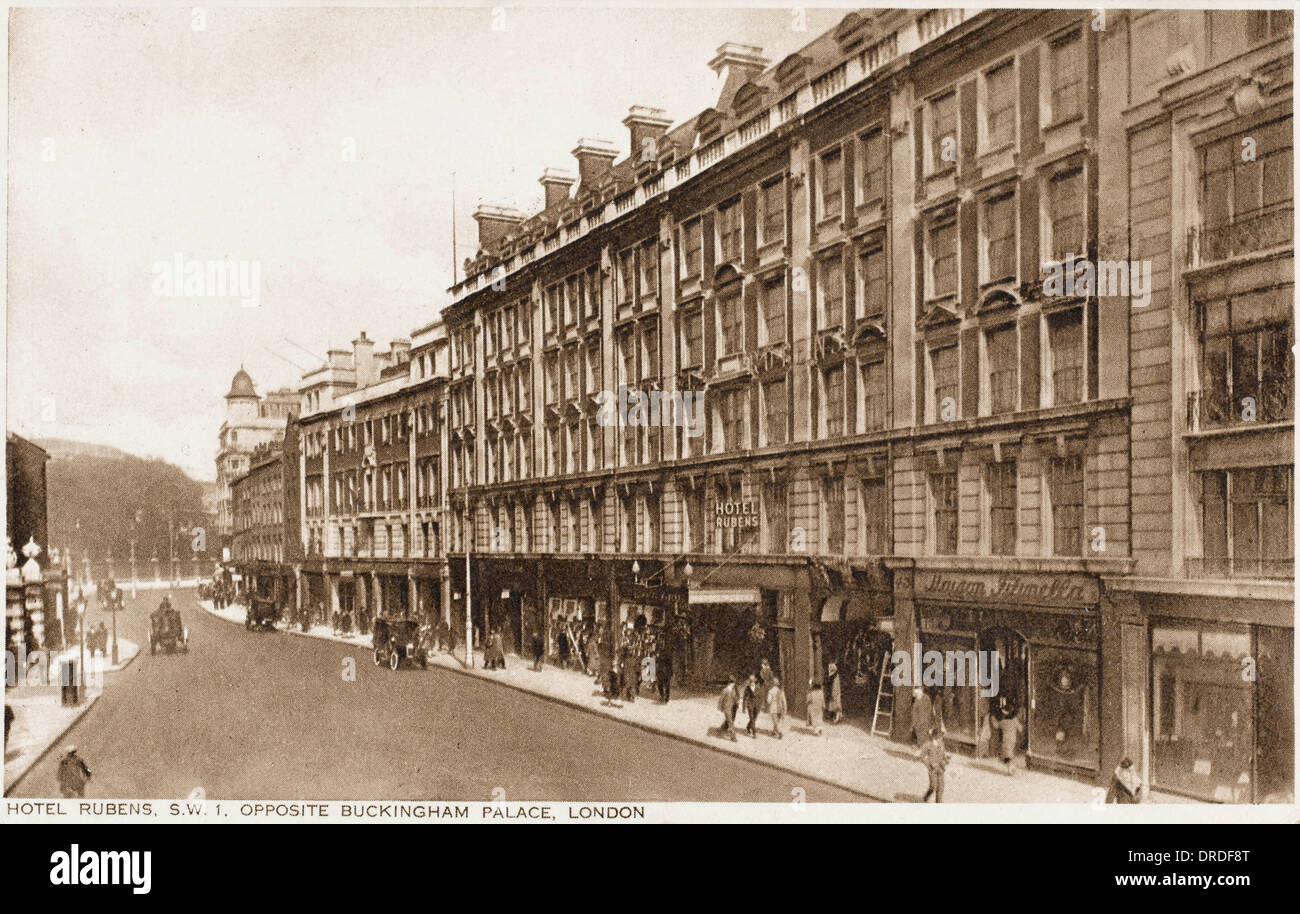Rubens hotel buckingham palace hi-res stock photography and images - Alamy