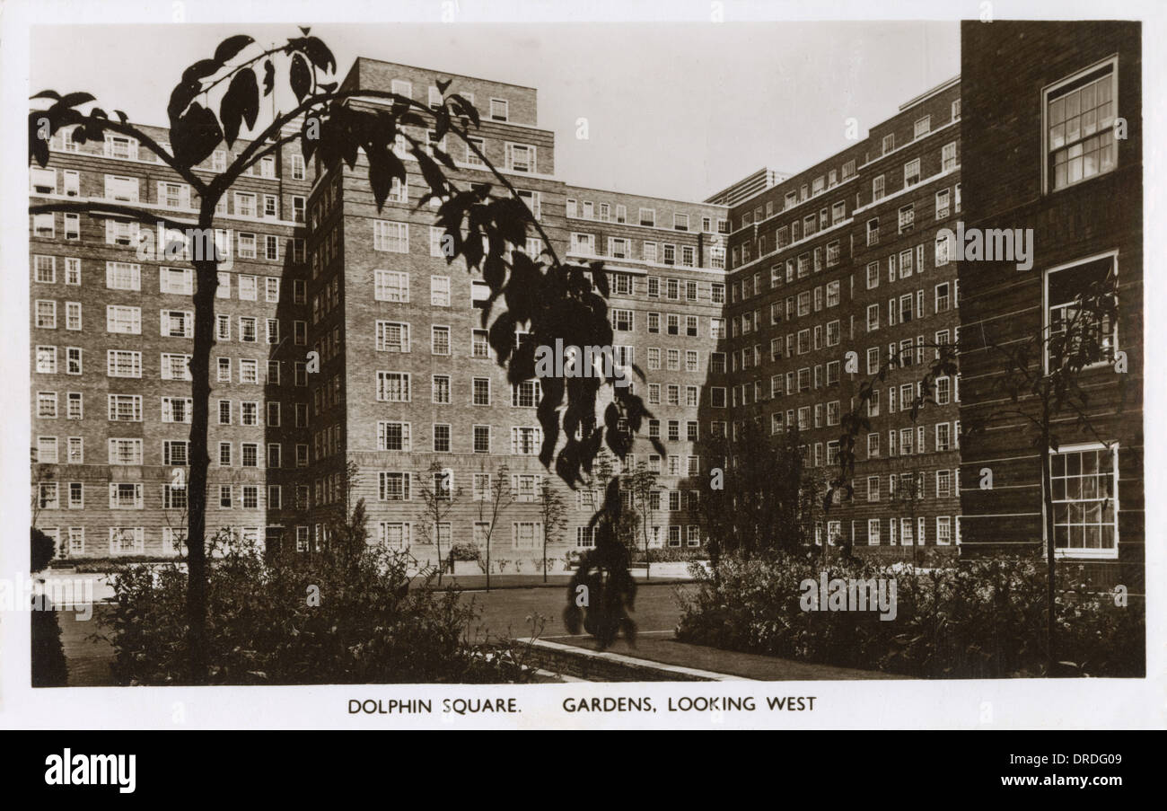 Dolphin square pimlico hi-res stock photography and images - Alamy