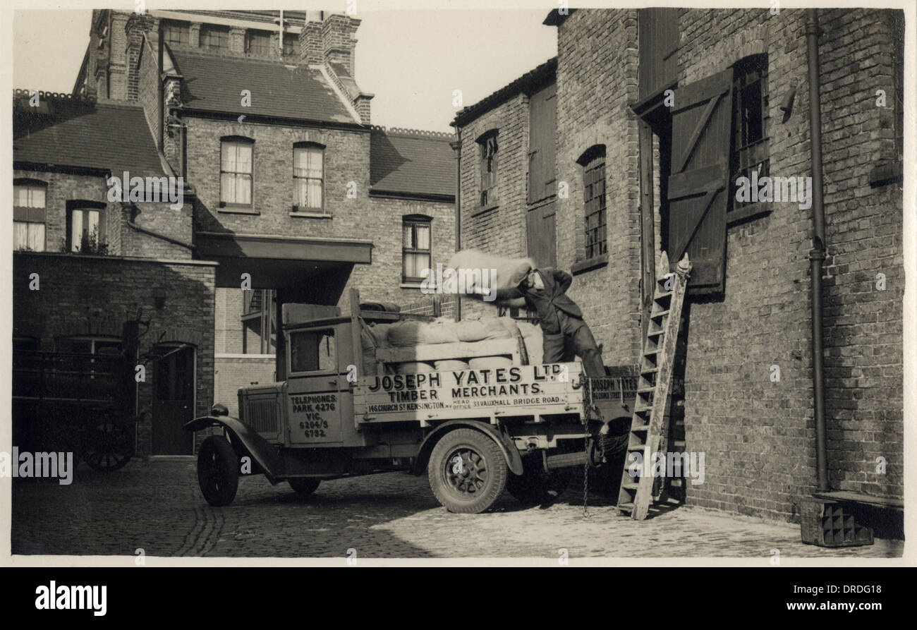Joseph Yates Ltd - 33 Vauxhall Bridge Road Stock Photo - Alamy
