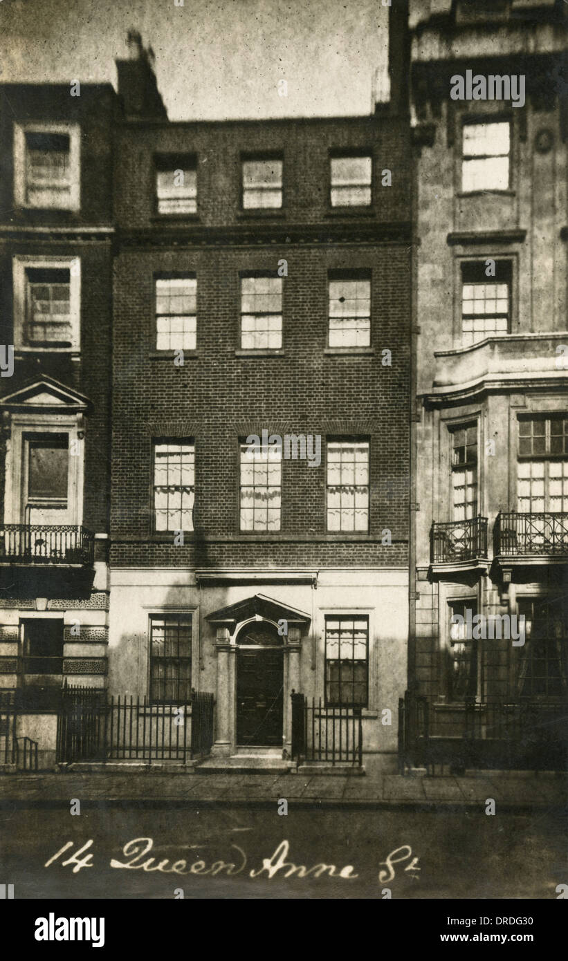 Queen anne street hi-res stock photography and images - Alamy