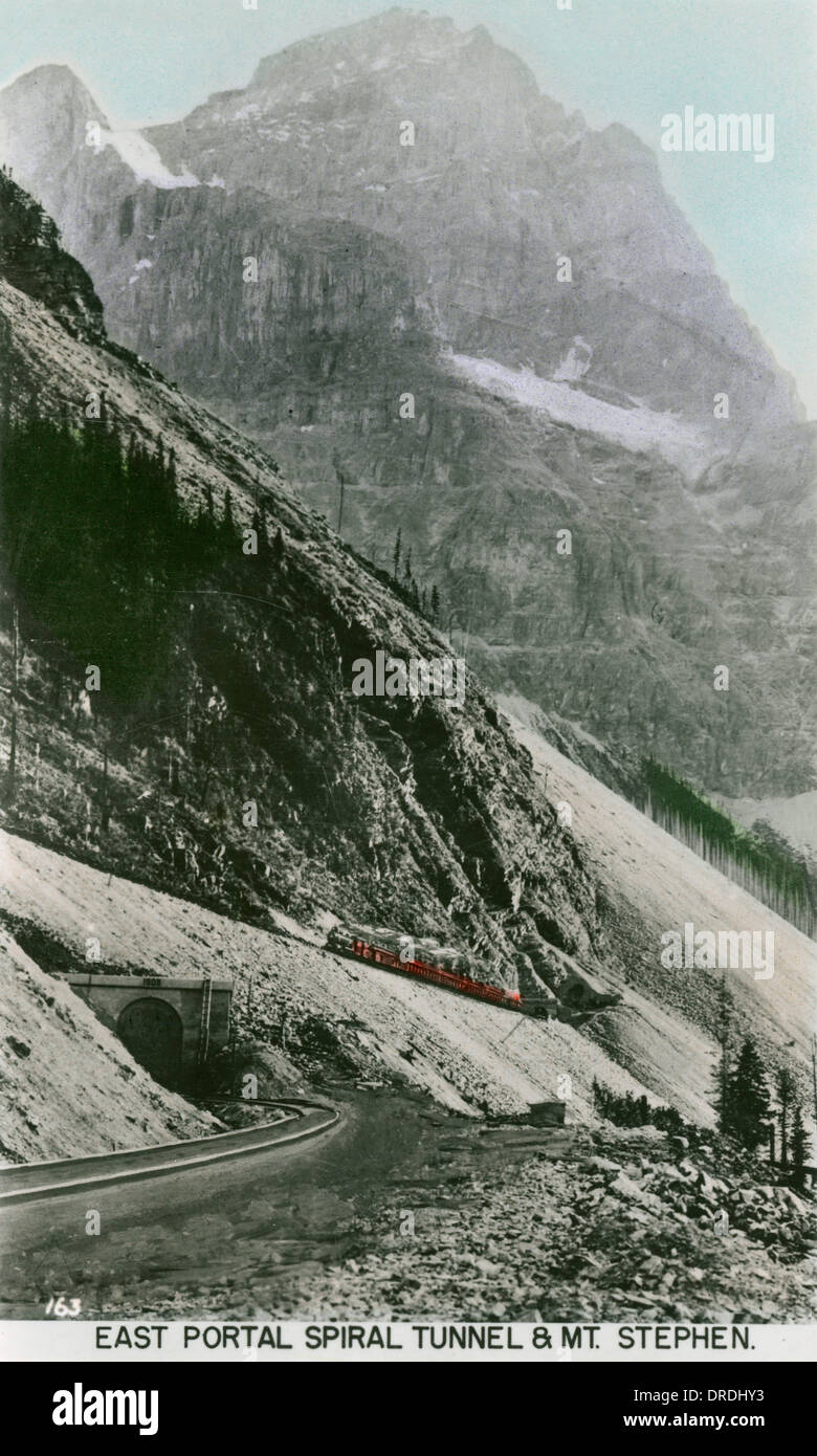 Canada - East Portal of Spiral Tunnel & Mount Stephen Stock Photo - Alamy