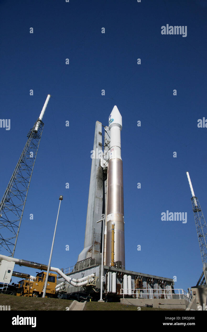 Nasas tracking and data relay satellite hi-res stock photography and ...