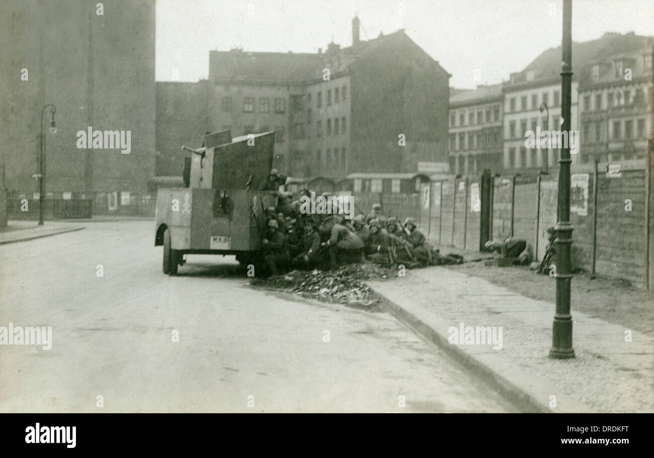 Spartacist uprising, Berlin - 1919 Stock Photo - Alamy