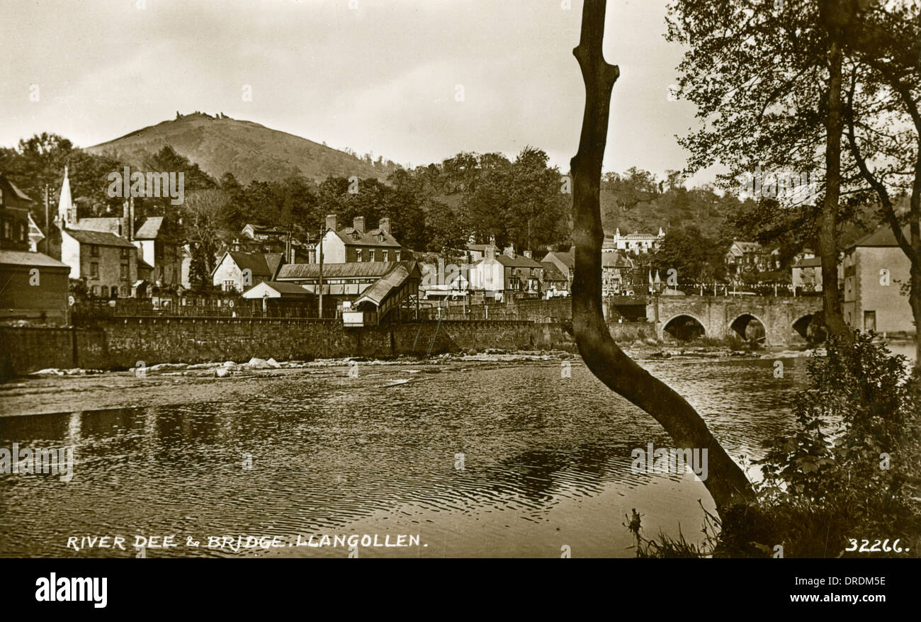 Llangollen, River Dee and Bridge Stock Photo - Alamy