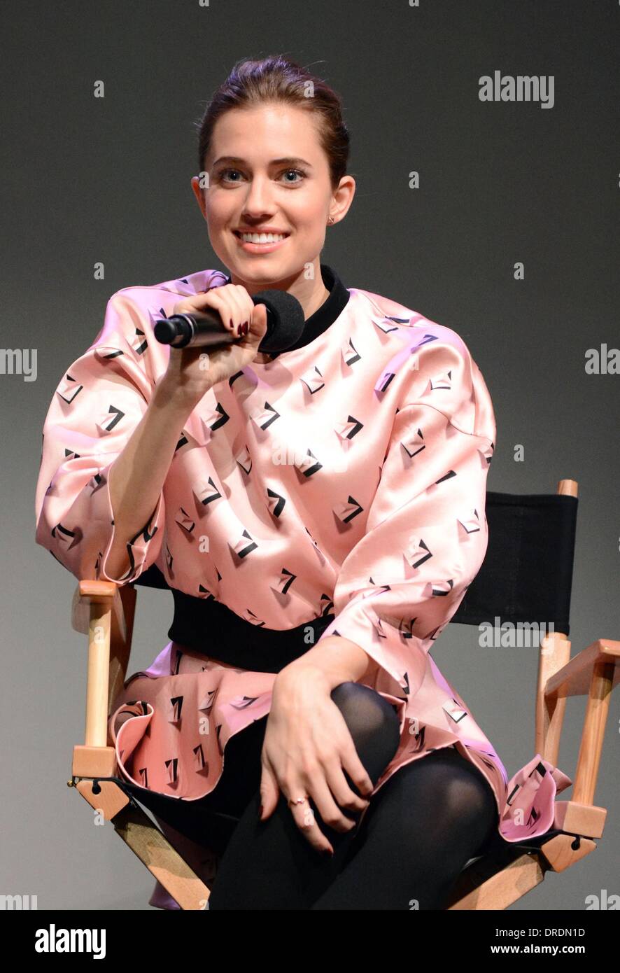 New York, NY, USA. 23rd Jan, 2014. Allison Williams at in-store ...